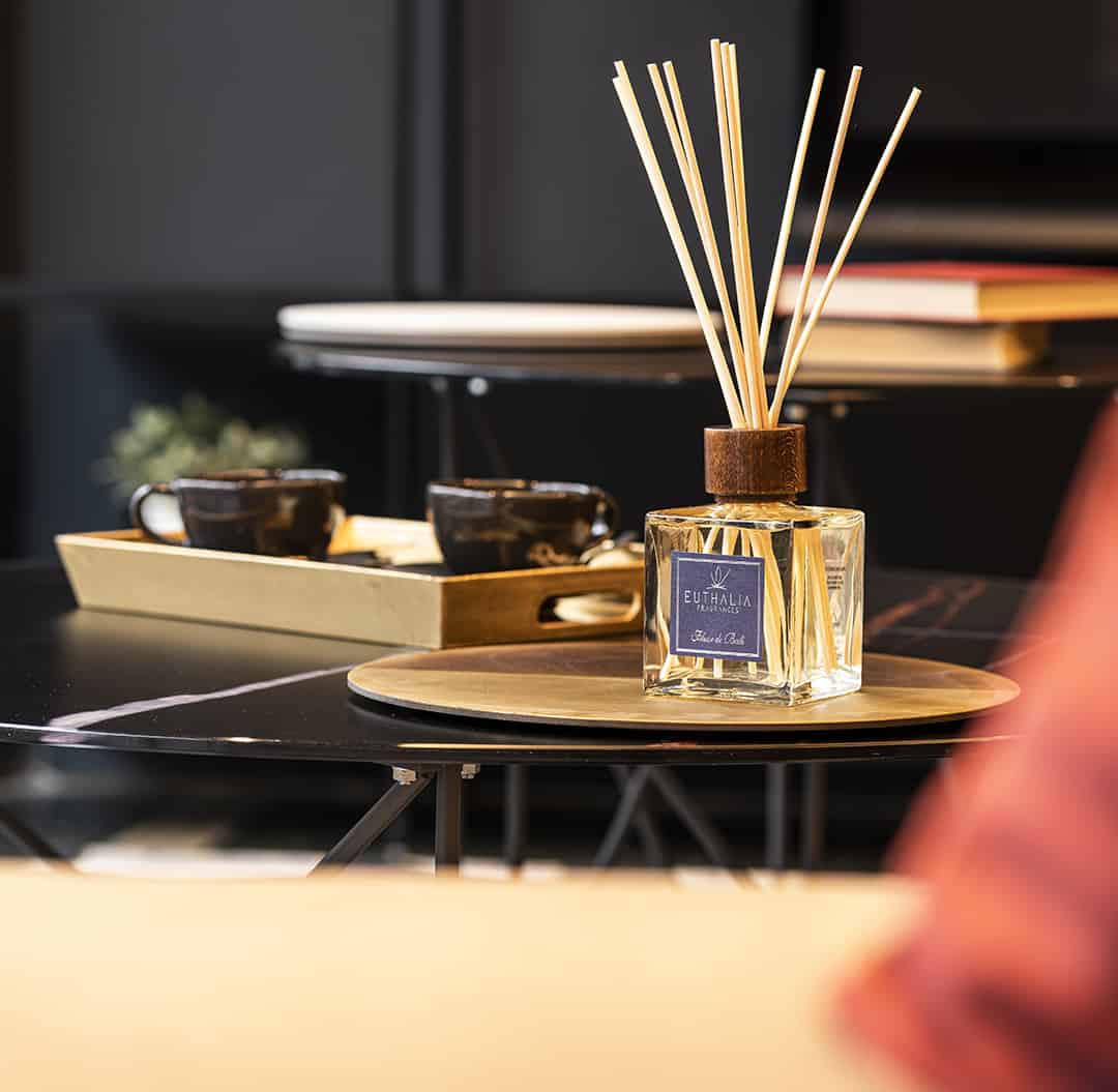 REEDS & SCENTS – LUXURY +ART FOR THE SENSES