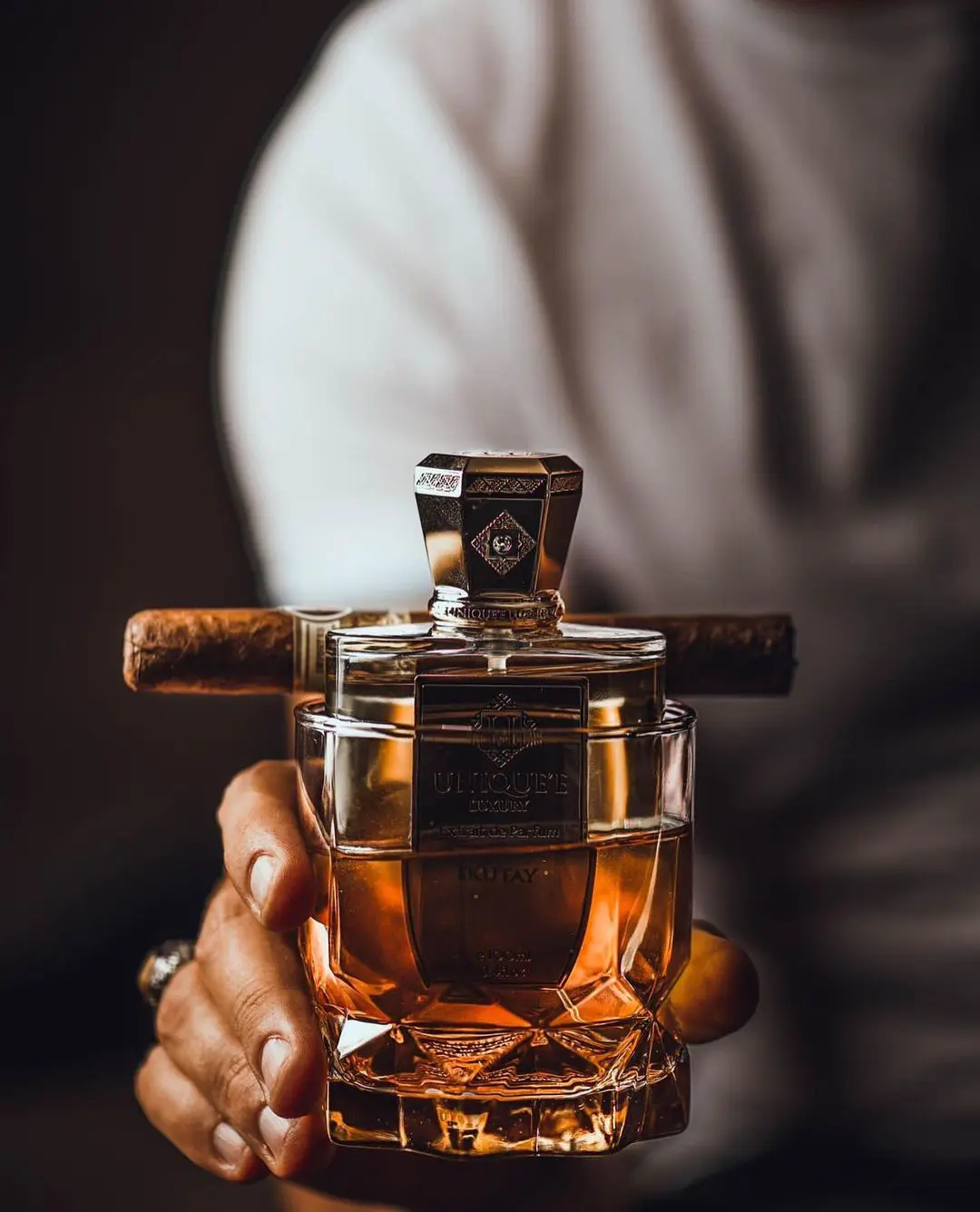 REEDS & SCENTS – LUXURY +ART FOR THE SENSES